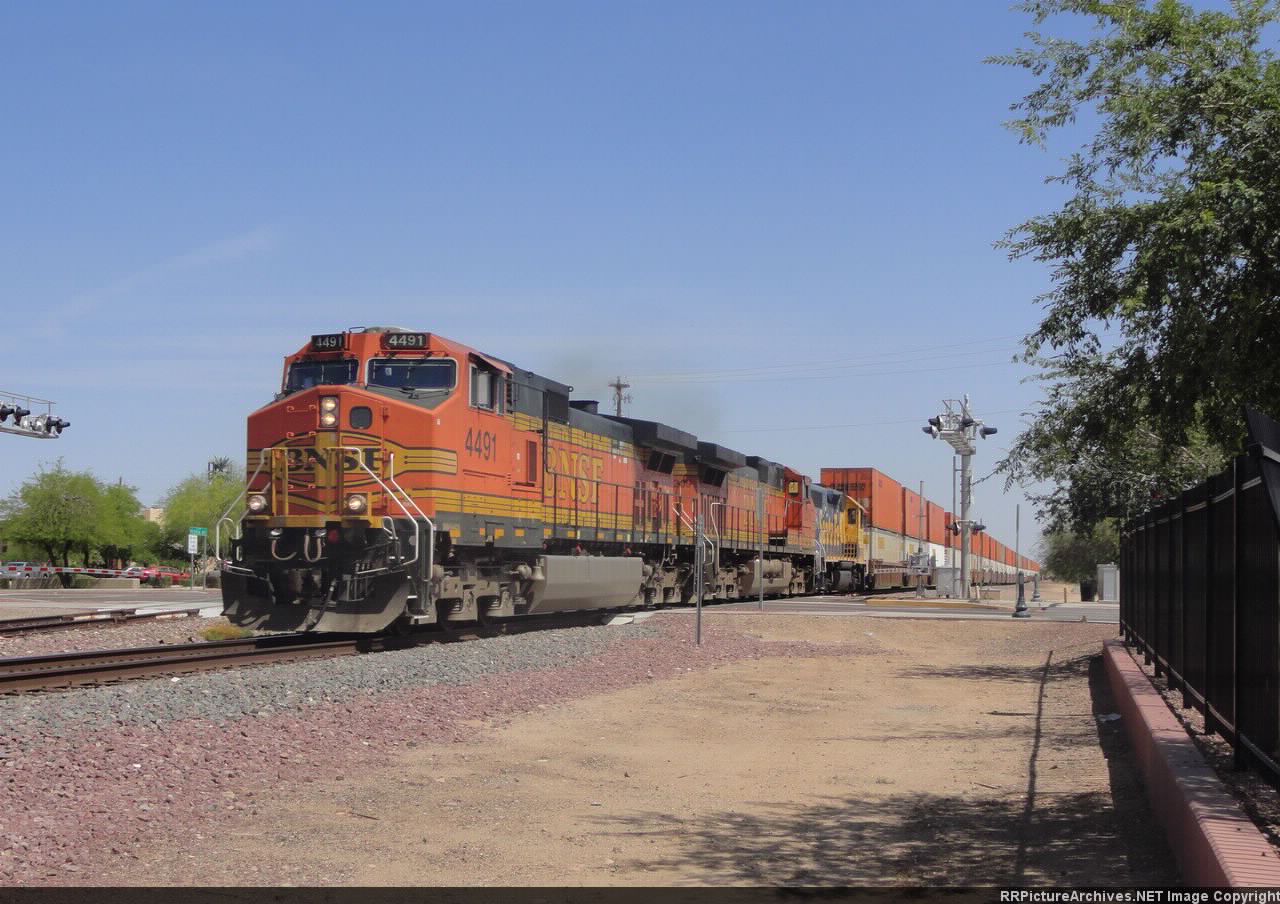 BNSF 4491